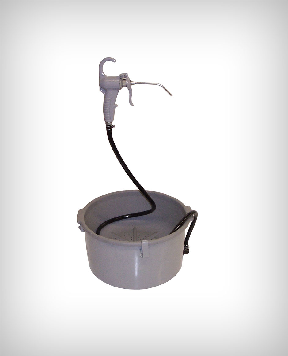 The hardest working hand operated oiler | Wheeler-Rex